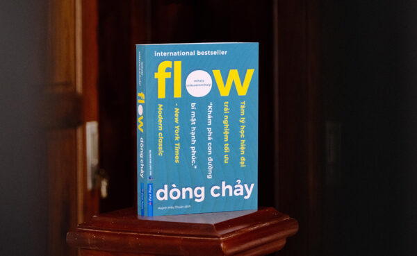 Review sách Flow - Dòng Chảy: Nghệ thuật tìm niềm vui cuộc sống