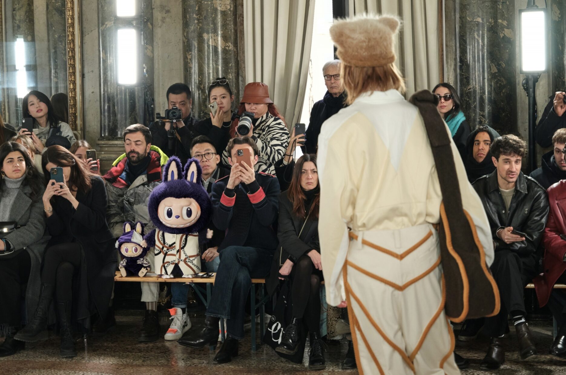 Labubu là gì? Vì sao Labubu vẫn Hot bất chấp áp lực thuế quan