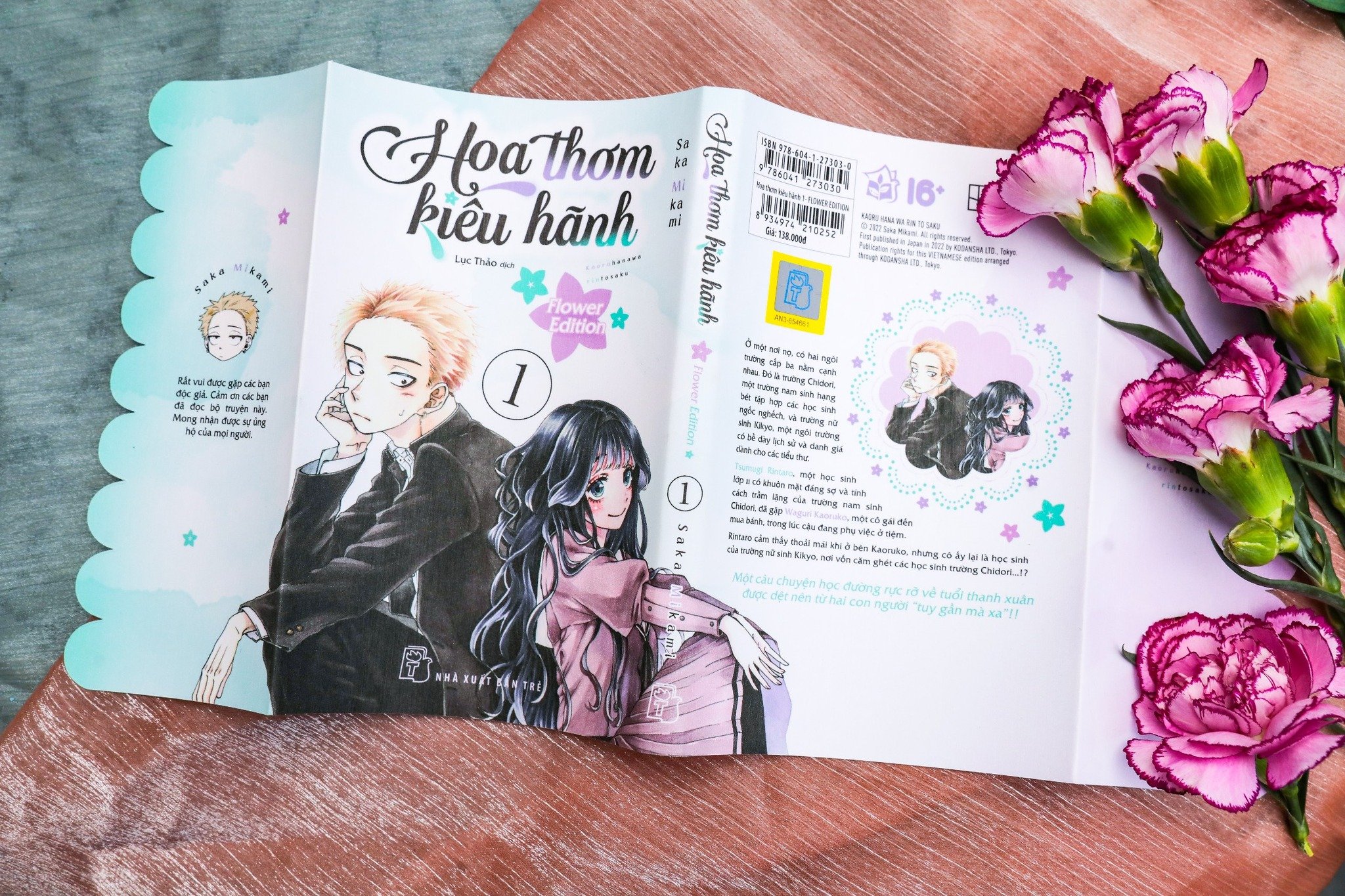 Review Manga Hoa Thơm Kiêu Hãnh: Kaoru Hana wa Rin to Saku